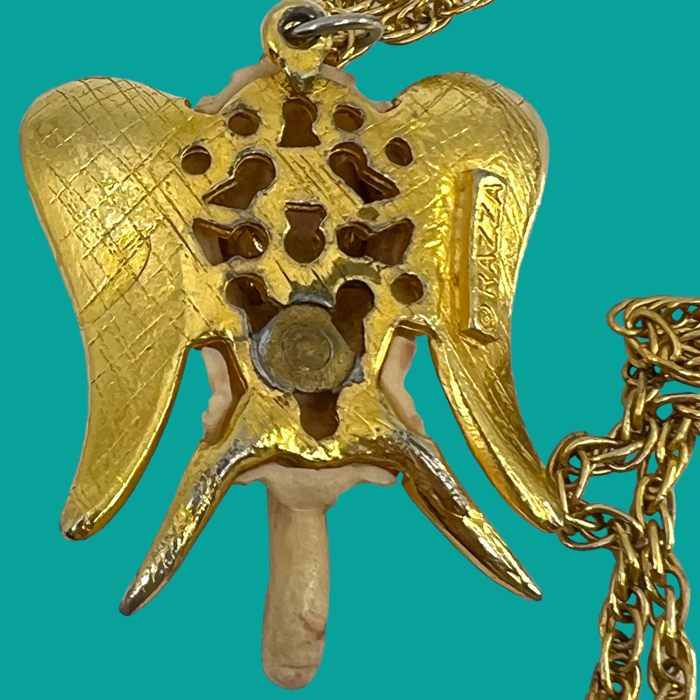 Vintage Luca Razza Resin Elephant Pendant Necklace - Etsy