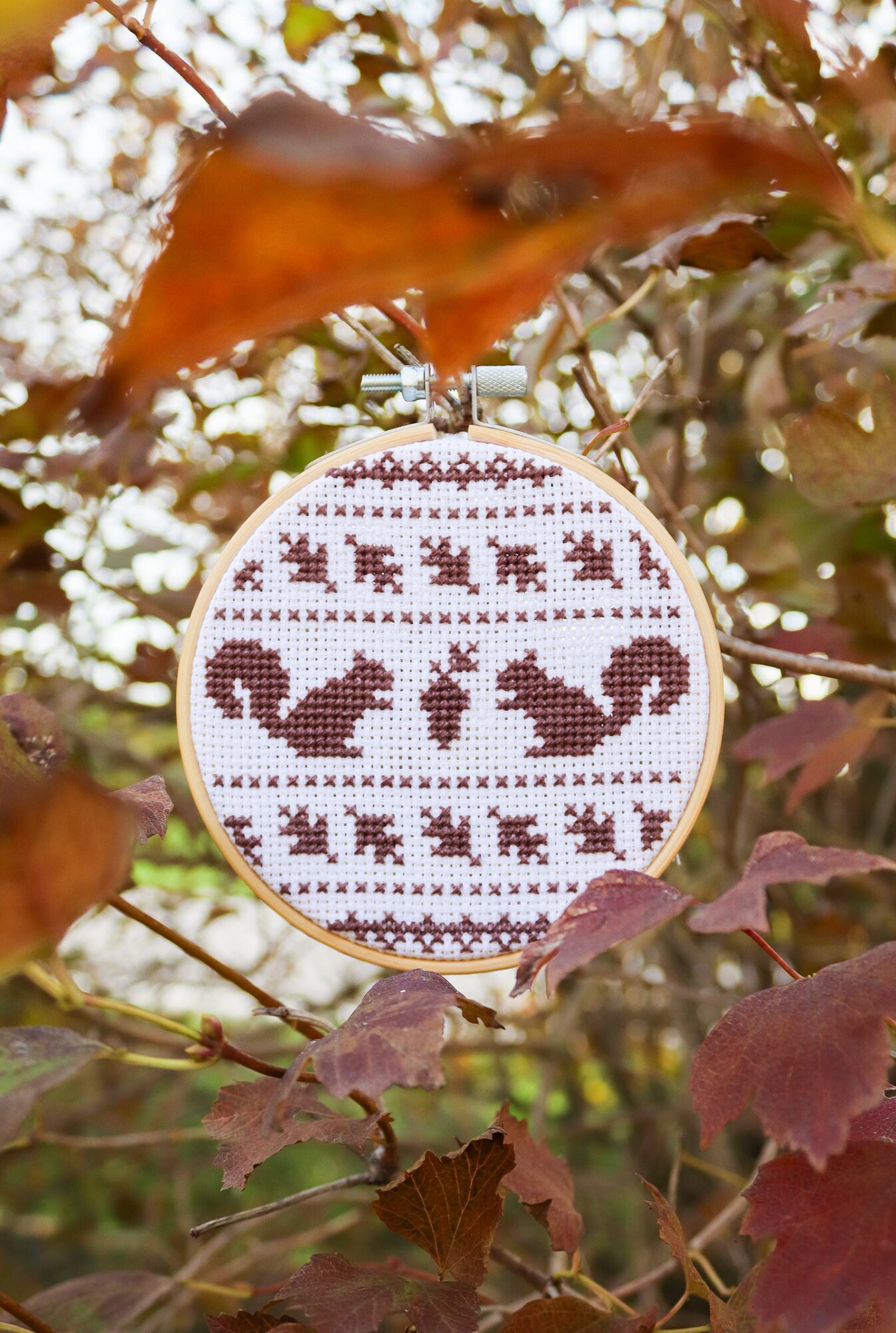 Autumn Cross Stitch Patterns, Fall Ornaments, Squirrels Cross Stitch ...