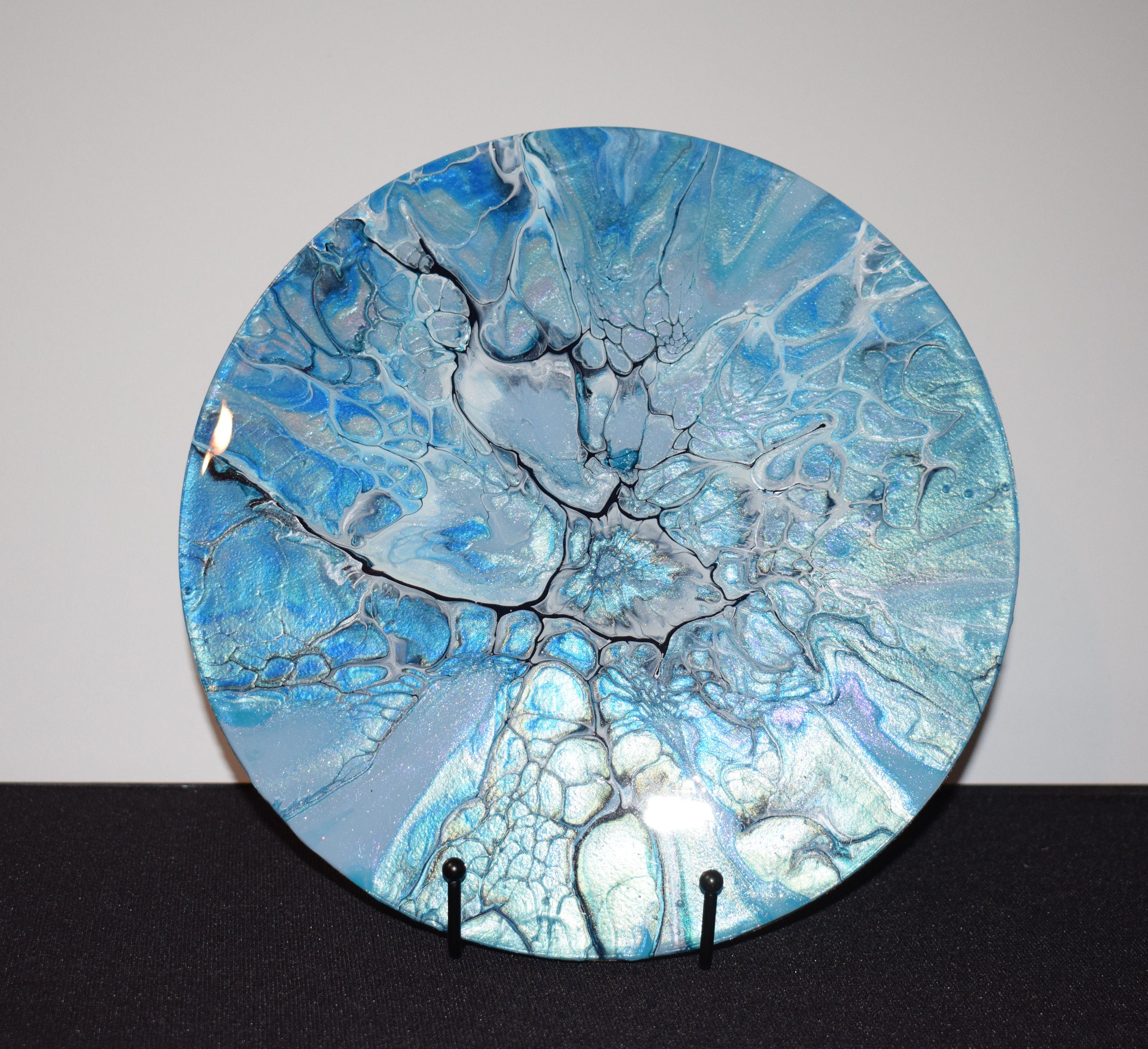 10 Inch Round ART, Acrylic Paint and Mica Pigments, Bloom Technique ...