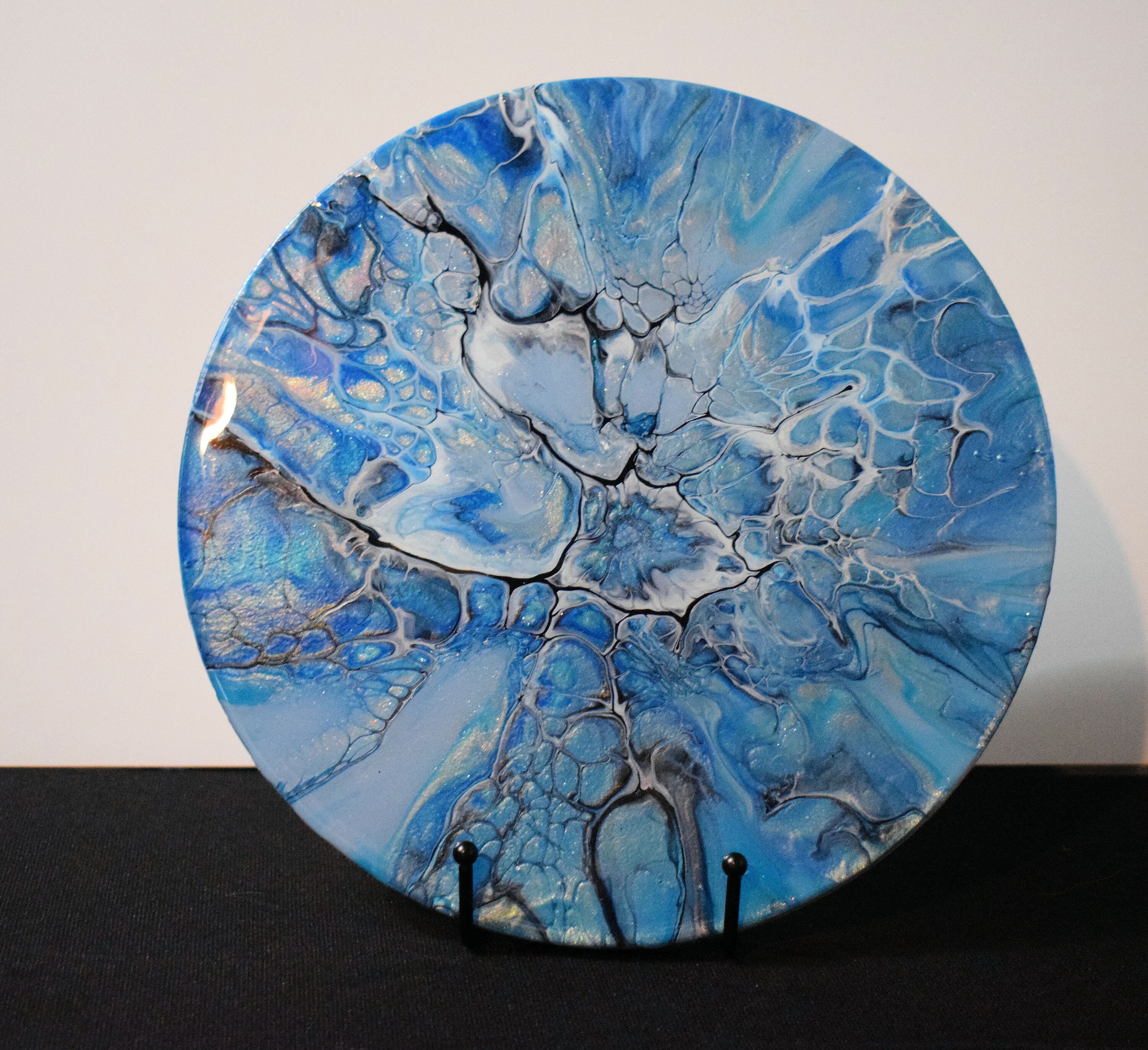 10 Inch Round ART, Acrylic Paint and Mica Pigments, Bloom Technique ...