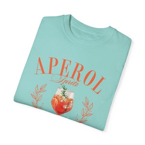 Aperol Spritz Social Club Womens Comfort Club T-shirt, Cute Girls Trip ...