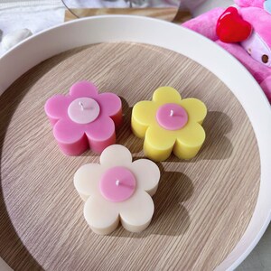 Daisy Candle Flower Candle Pastel Candles Pastel Color Candle Spring ...