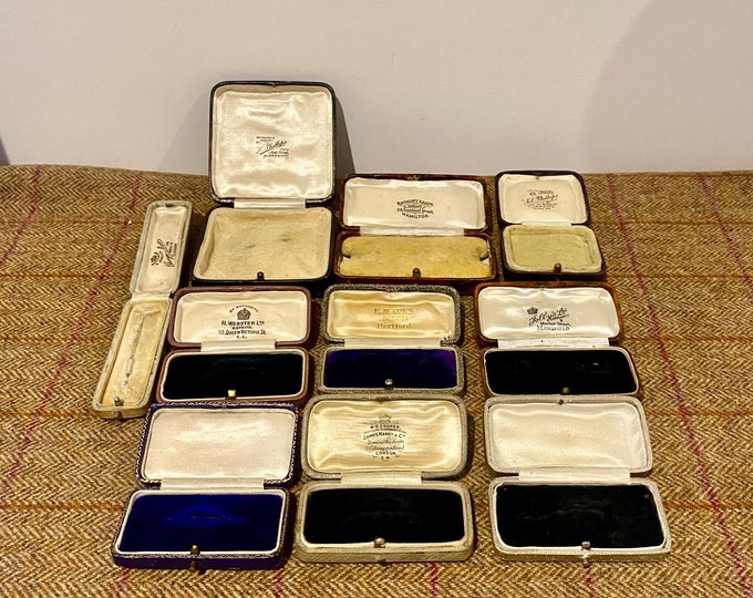 Collection of Antique Jewelry Boxes. Vintage Jewellery Boxes. Jewelers ...