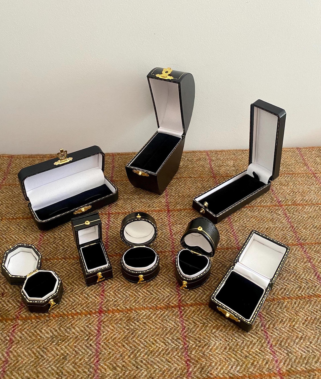 Vintage Style Jewelry Boxes. Antique Style Jewellery Boxes. Black ...