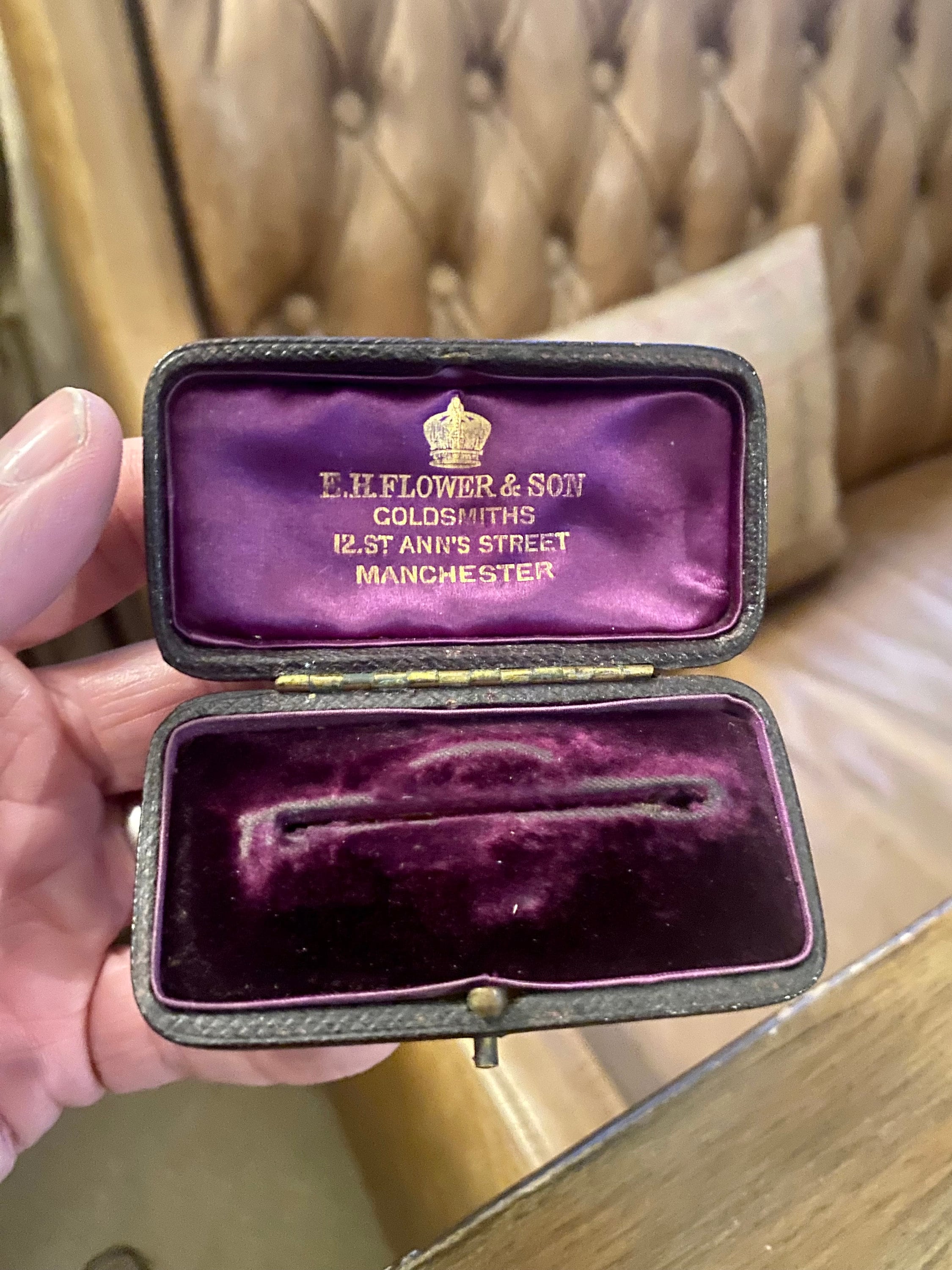 Tooled Leather Antique Jewellery Box. Vintage Jewelry Box for a Brooch ...