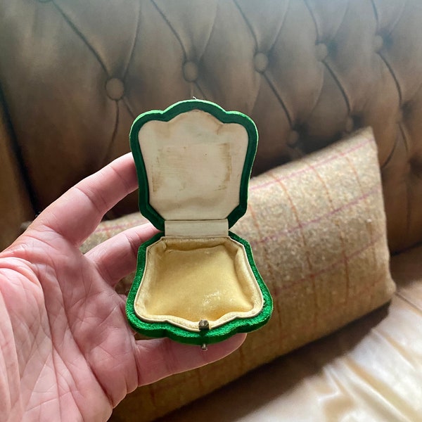 Antique Ring Box - Etsy