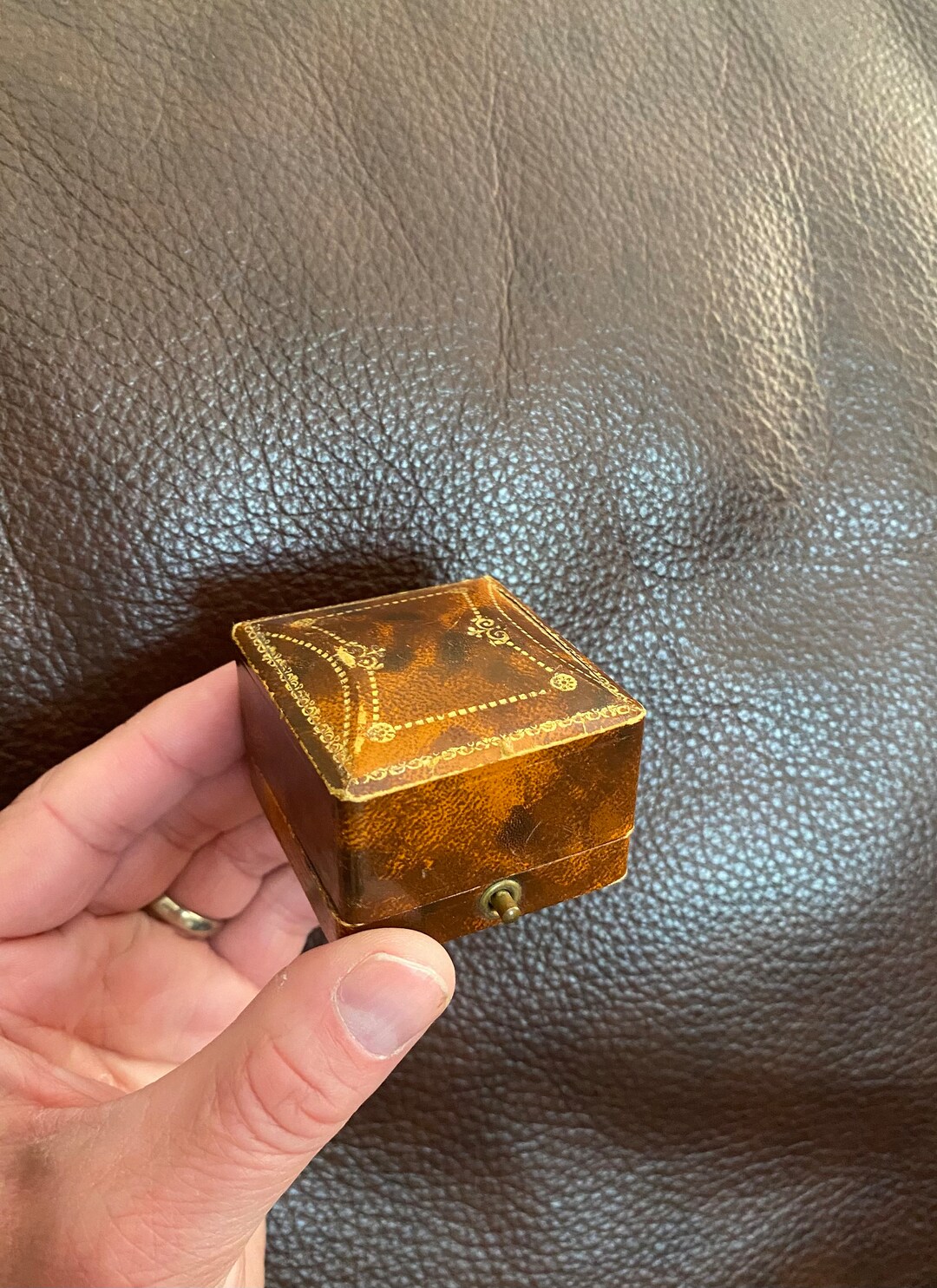 Beautiful Antique Ring Box. Vintage Ring Box. Vintage Jewellery Box ...