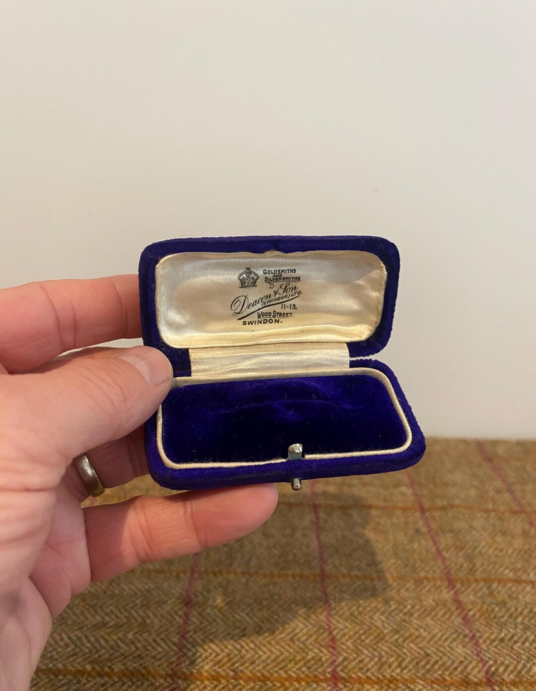 Velvet Antique Jewelry Box. Vintage Jewellery Box. Antique Brooch Box ...