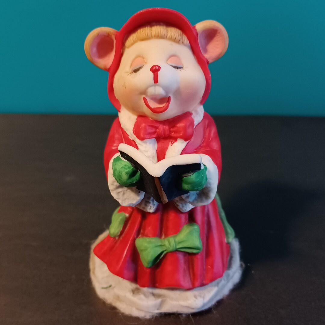 Vintage Christmas Caroling Singing Mouse Figurine - Etsy