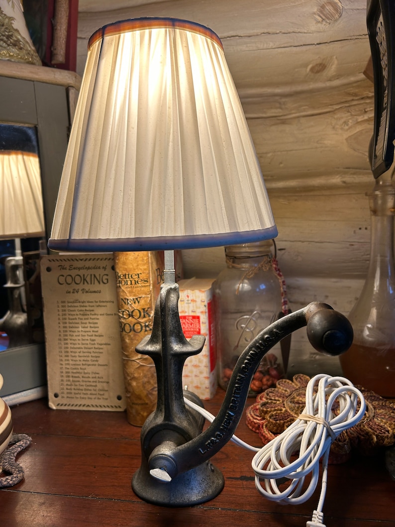 LF&O Antique No 2 Meat Grinder Primitive Country Unique Lamp - Etsy