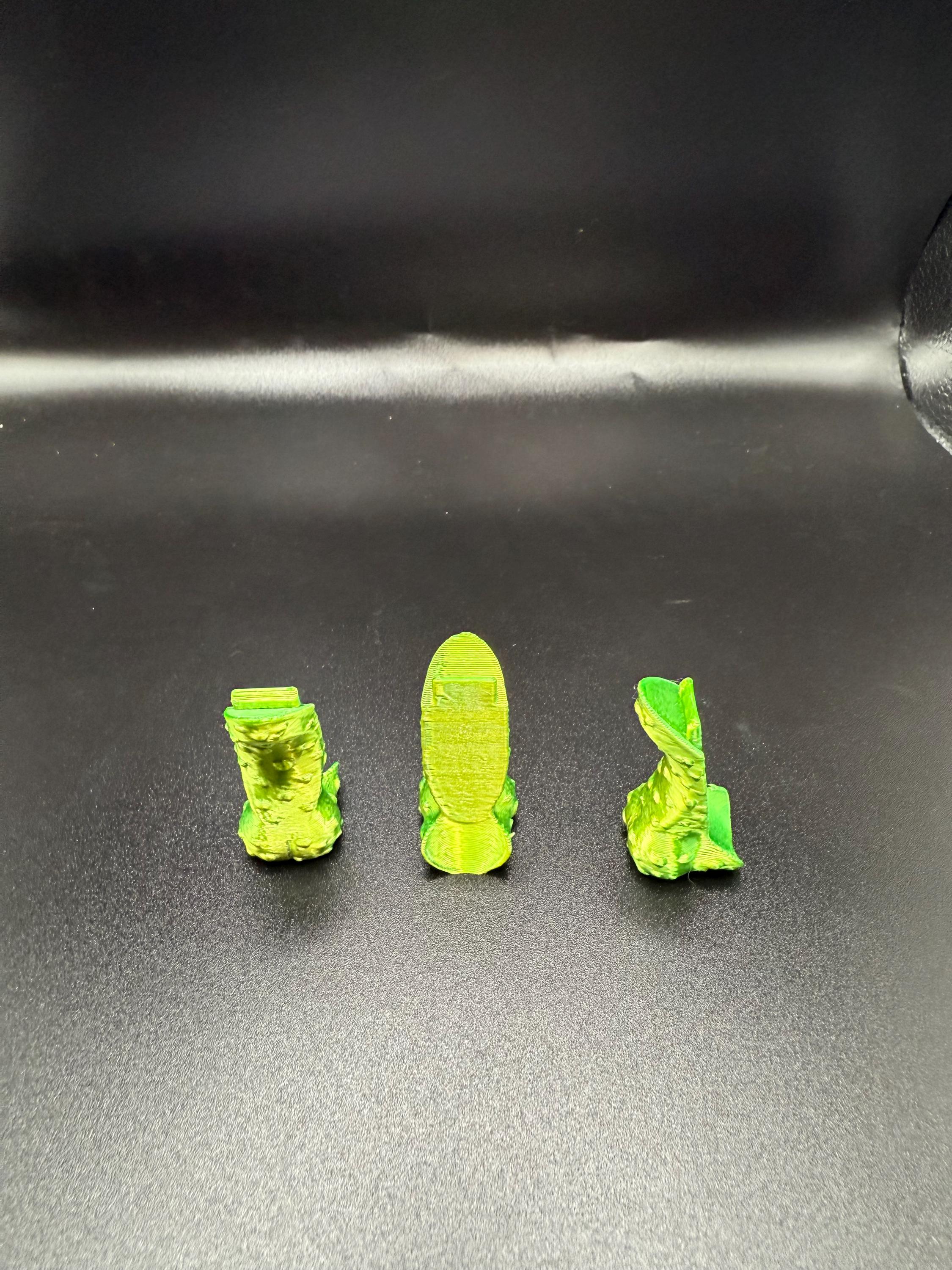 Pickle Tickles the Pickle 3D Printed Articulated Keychain Fidget Toy ...