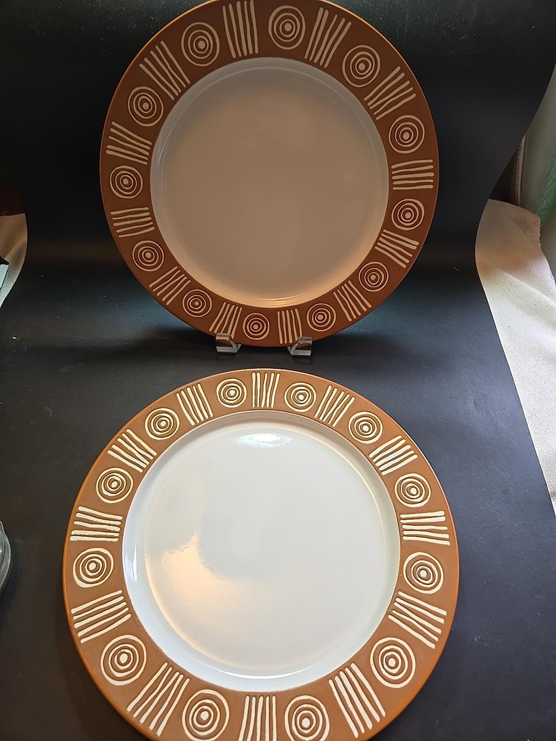 2 Dinner Plate Pottery Barn Bongo Circles Stripes Japan Brown 11 ...