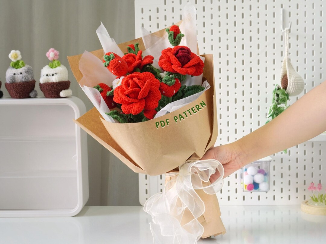 Passionate Red Rose Bouquet Crochet Pattern, Crochet Flower Bouquet ...