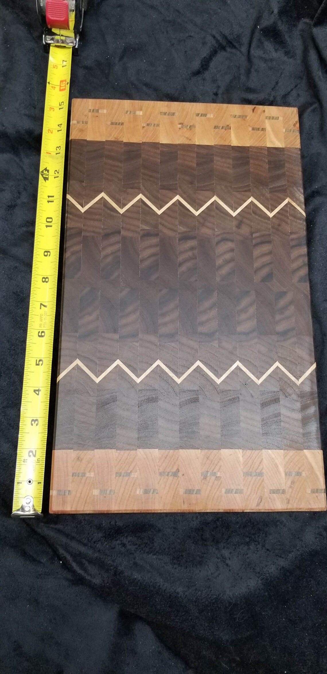 Walnut End Grain Cutting Board With Maple and Cherry Highlights - Etsy