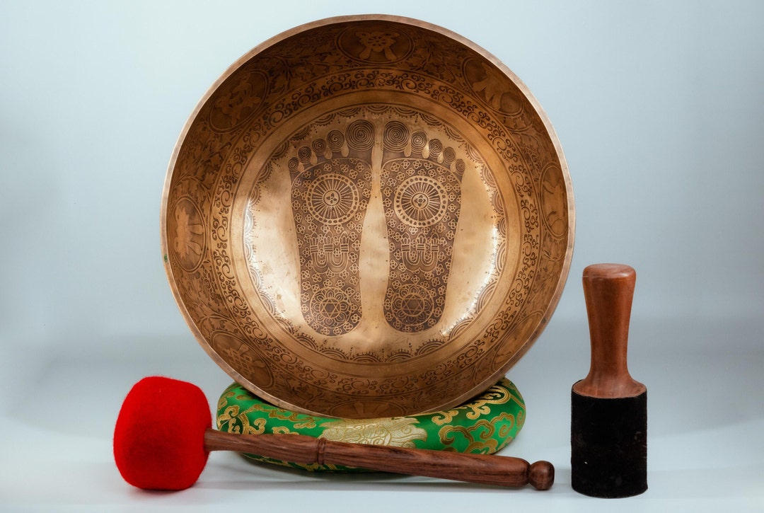 Extra Large Foot Carved Singing Bowl for Deep Vibration and Healing ...