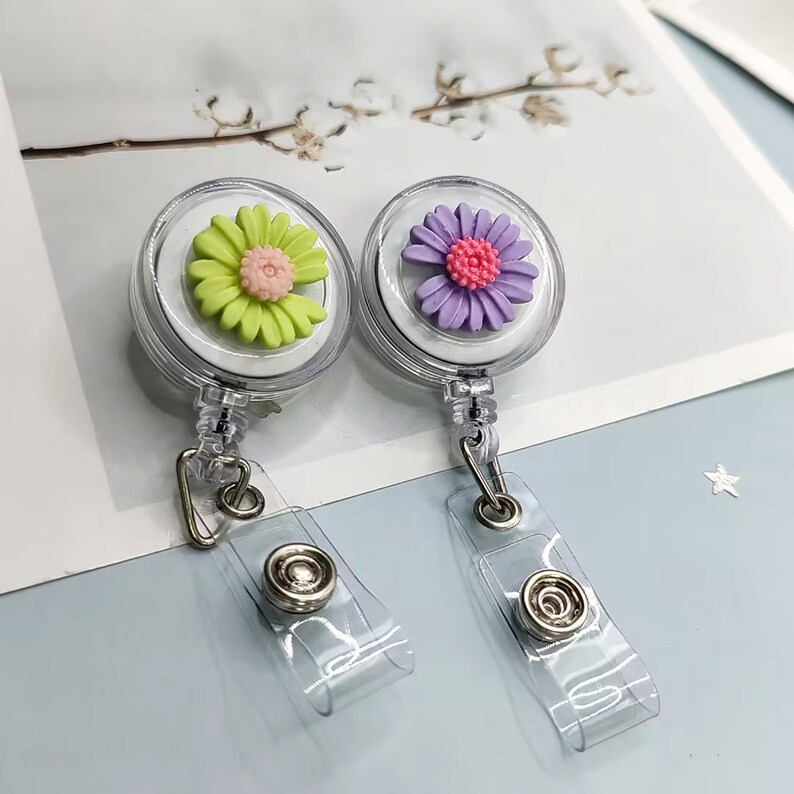 Daisy Flower Bagde Reels, Floral Badge Reel, Card Holder, Nursing Badge ...
