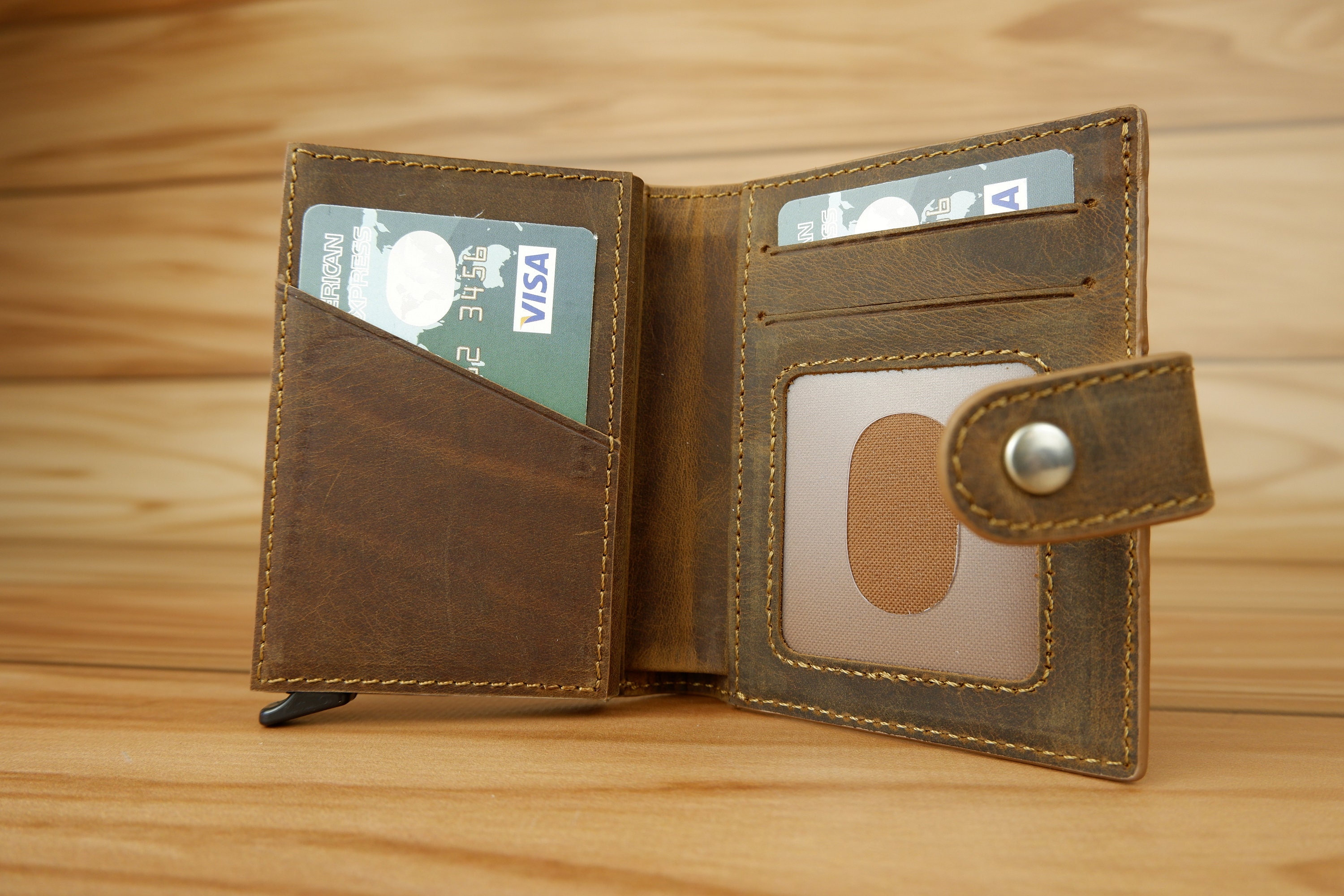 AirTag Leather Wallet Mechanical Card Holder With RFID Protection Cash ...