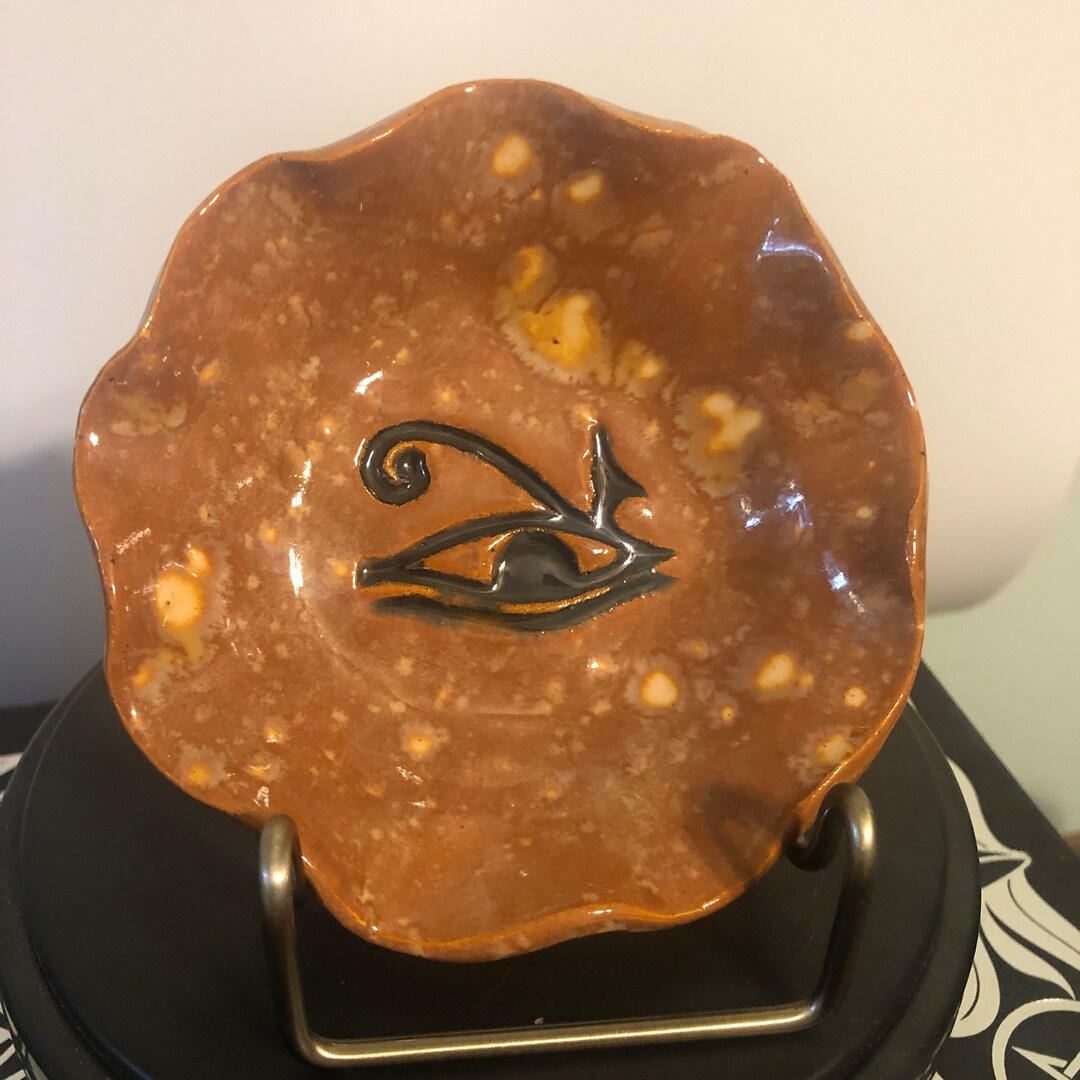 Eye of Ra Offering Plate and Altar Tile With Scalloped Edging - Etsy