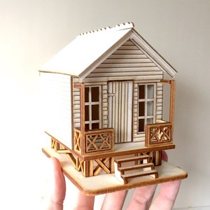 Beach Hut Model Readymade Quarter Scale 1/48 Dollhouse - Etsy