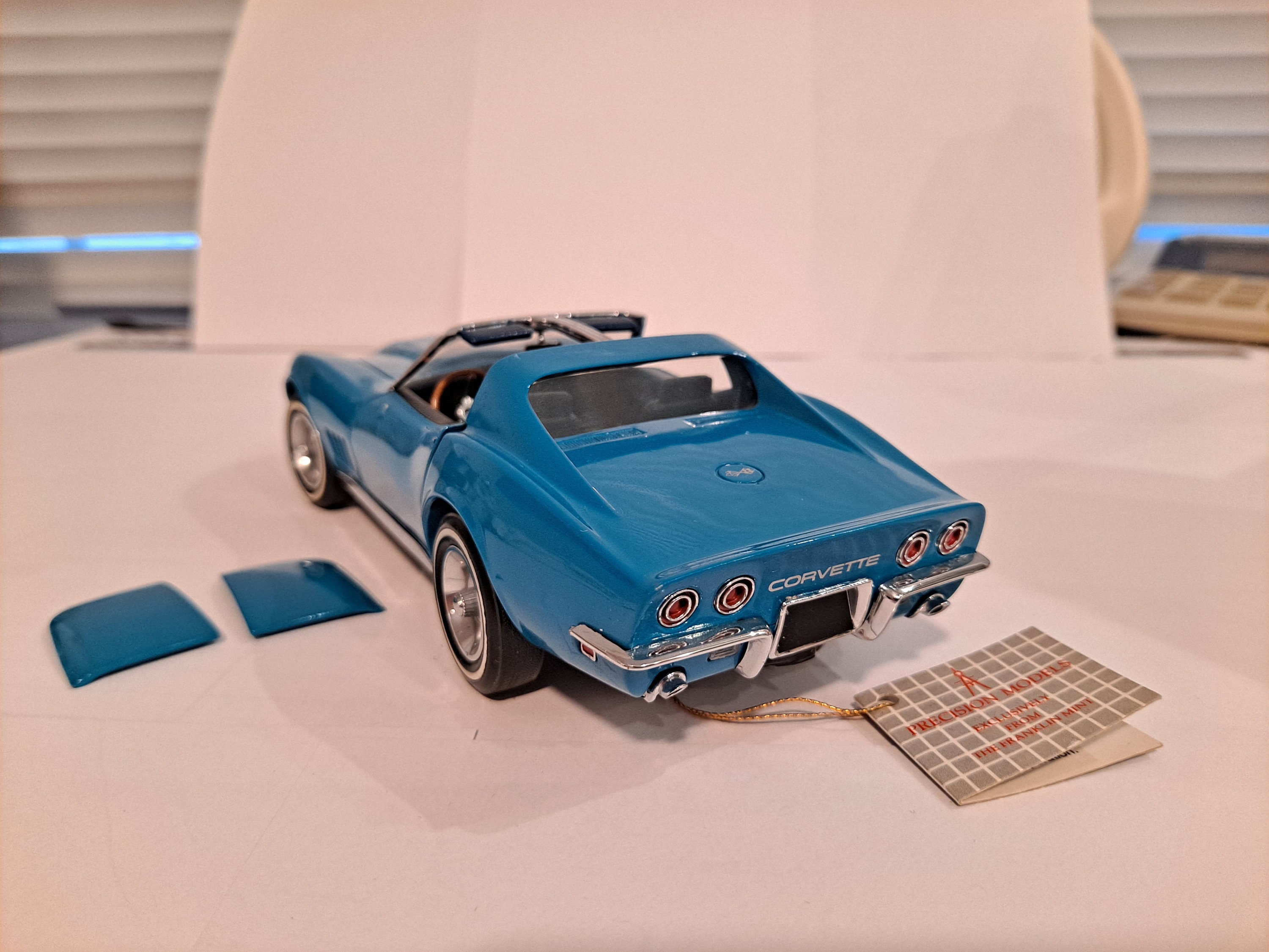 Franklin Mint 1968 Chevrolet Corvette, 1:24, Turquoise Blue, W/original ...