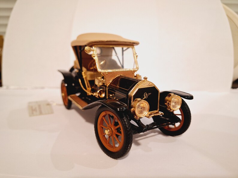 Franklin Mint the 1910 Cadillac Model Thirty Roadster, 1:24, W/orig BOX ...