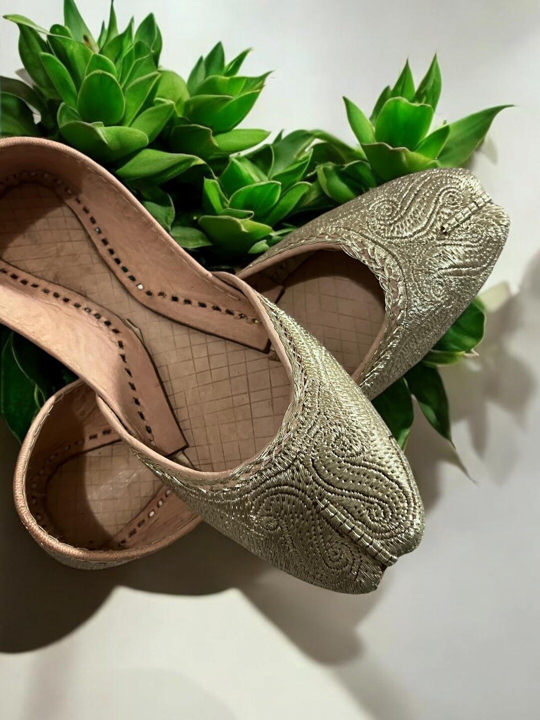 Indian Pakistani Khussa Jutties Pumps Handmade Shoe Handmade Leather ...