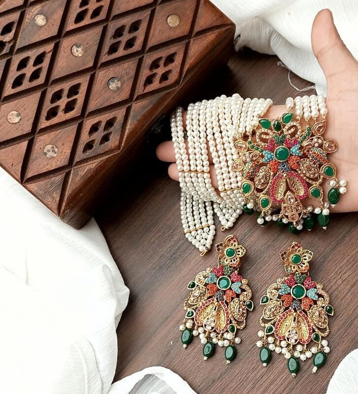 Beautiful Nauratan Mala Set / Hyderabadi Mala Set / Indian Pakistani ...