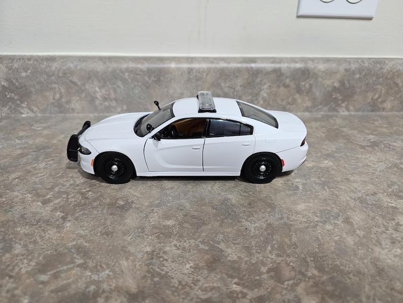 Custom 1/24 Scale Police Dodge Charger With Flashing Lights LED - Etsy