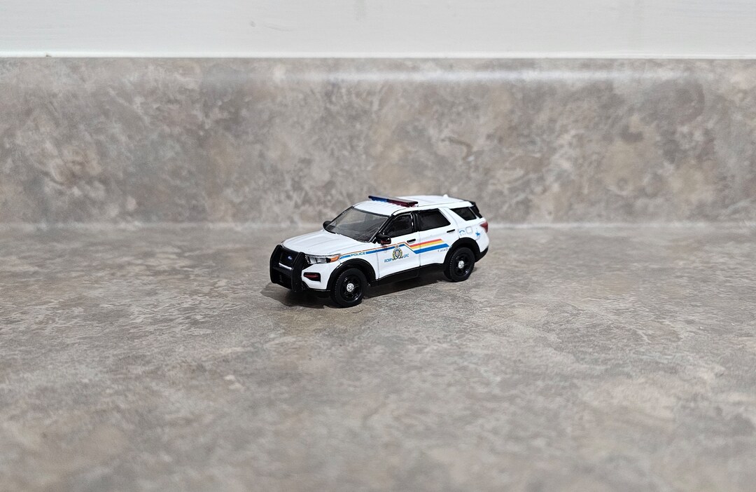 Custom Police 1/64 Scale RCMP Diecast Police - Etsy