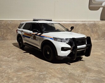 Custom 1/27 Scale RCMP Police Diecast - Etsy