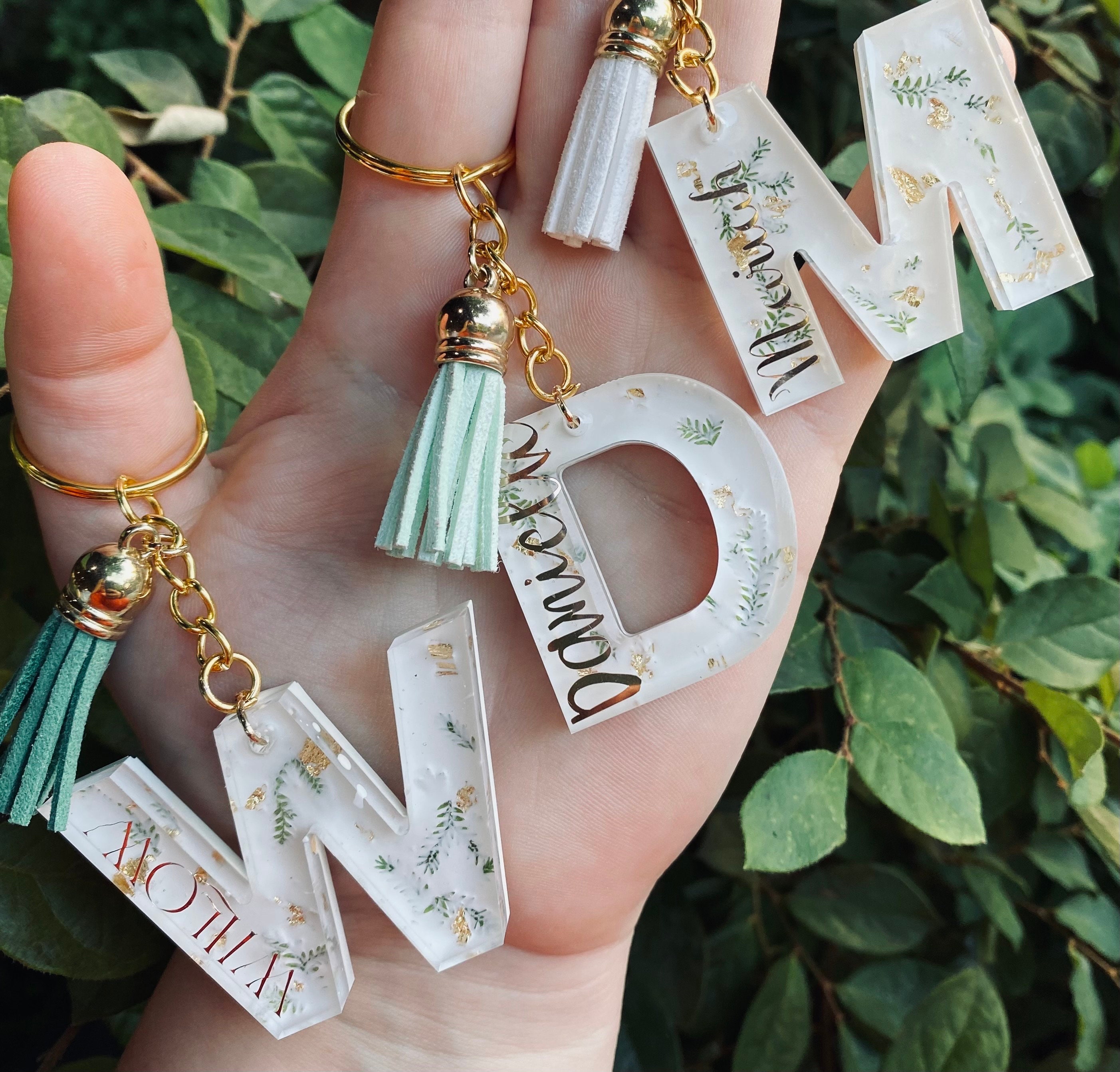 NATURE INITIAL Keychain-custom Resin Keychain-nature Inspired - Etsy
