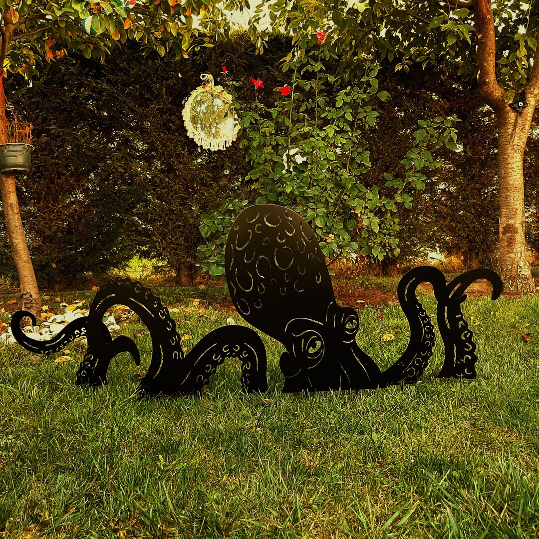 Kraken Metal Garden Sculpture Nautical Octopus Lawn Decor - Etsy