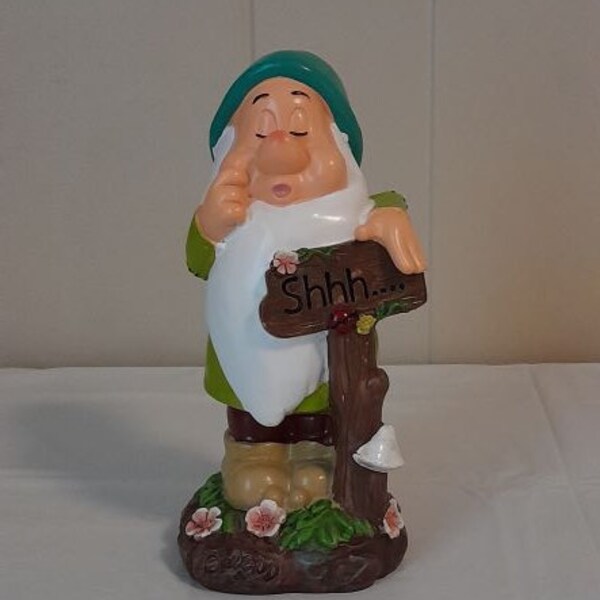 Snow White Outdoor Statue - Etsy