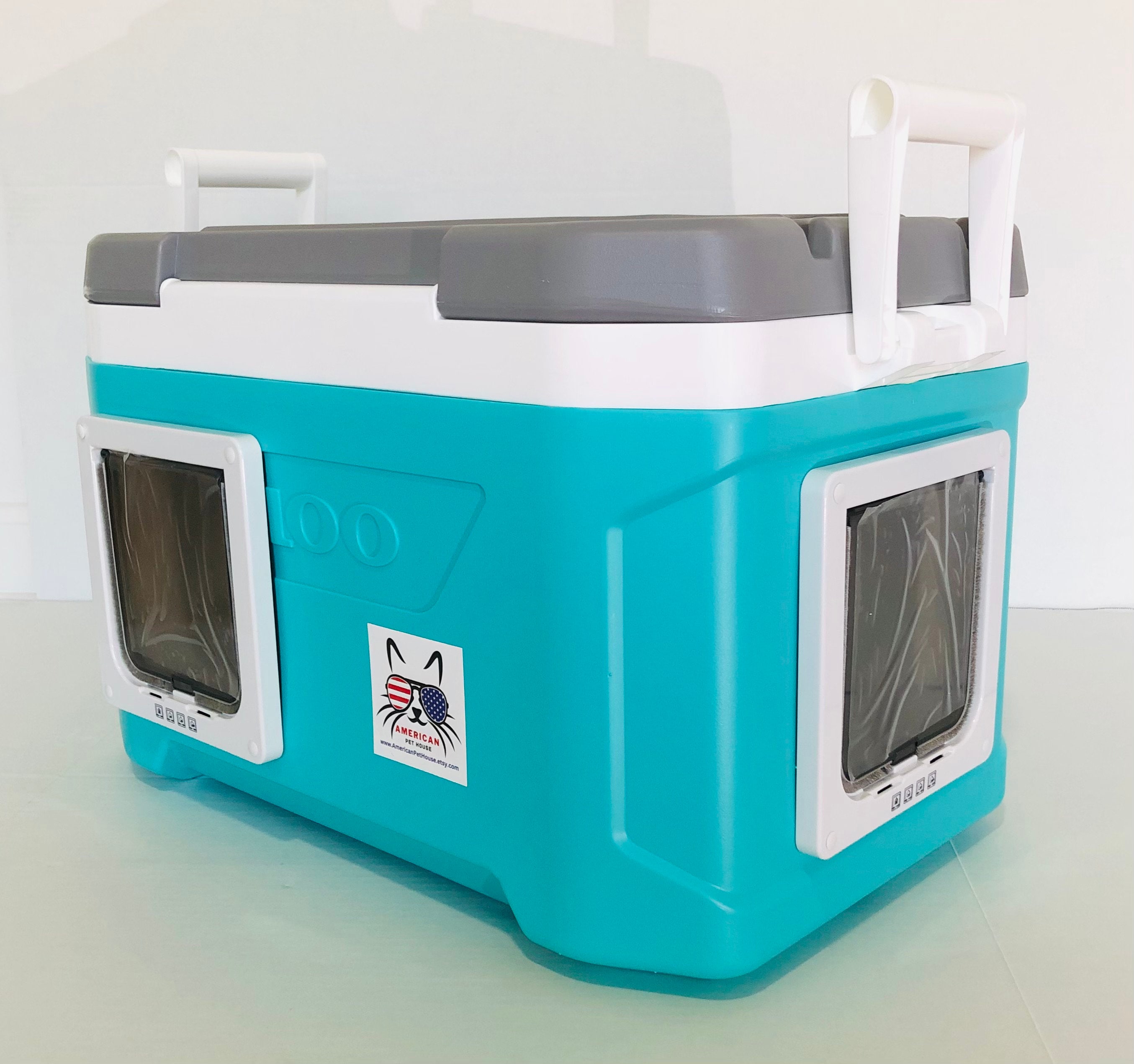 Outdoor Kitty House With Escape Door Weatherproof Outdoor Cat House Cat ...