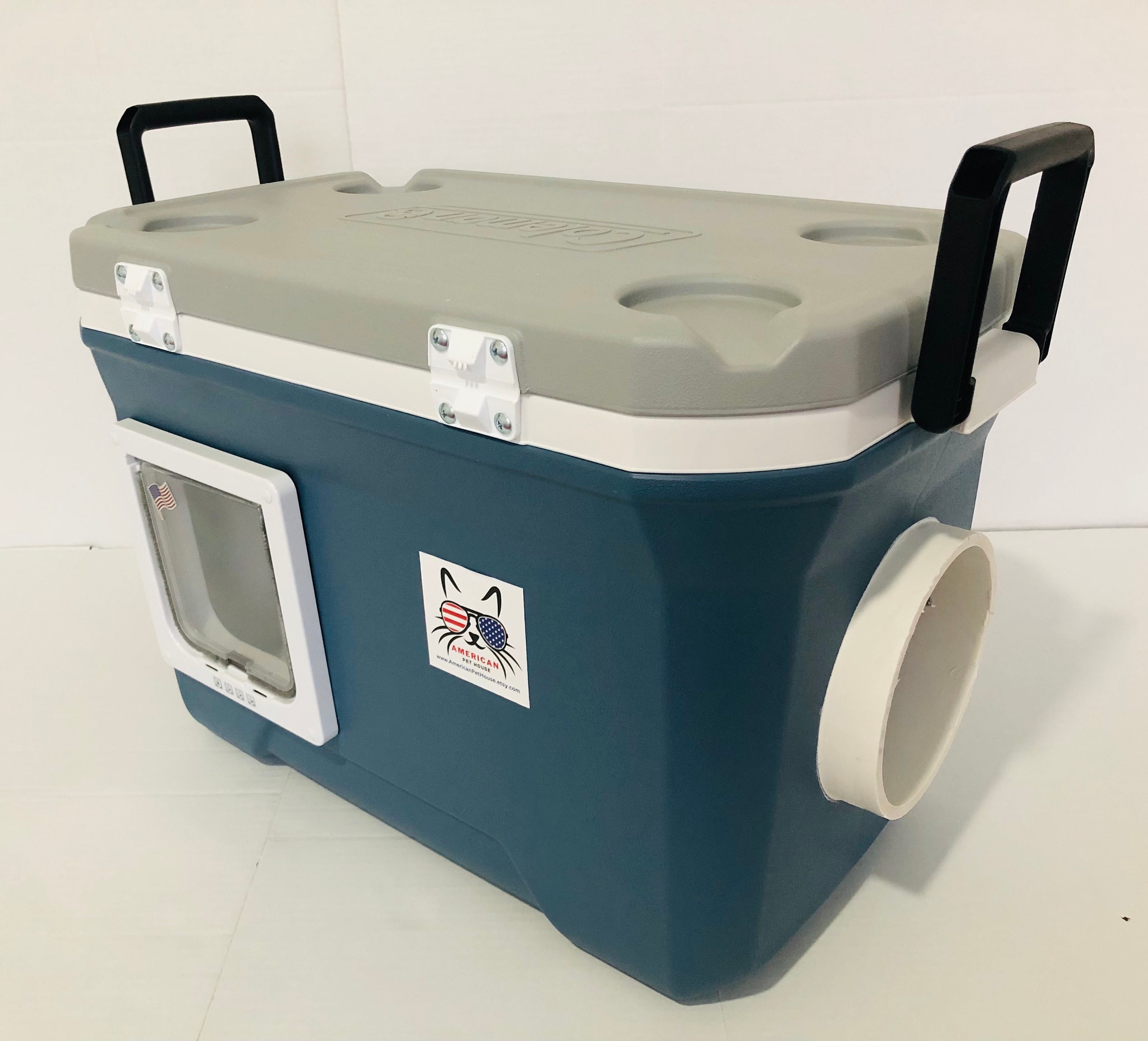 Outdoor Cat Houses for Feral/stray Cats Large Coleman Cooler Cat ...