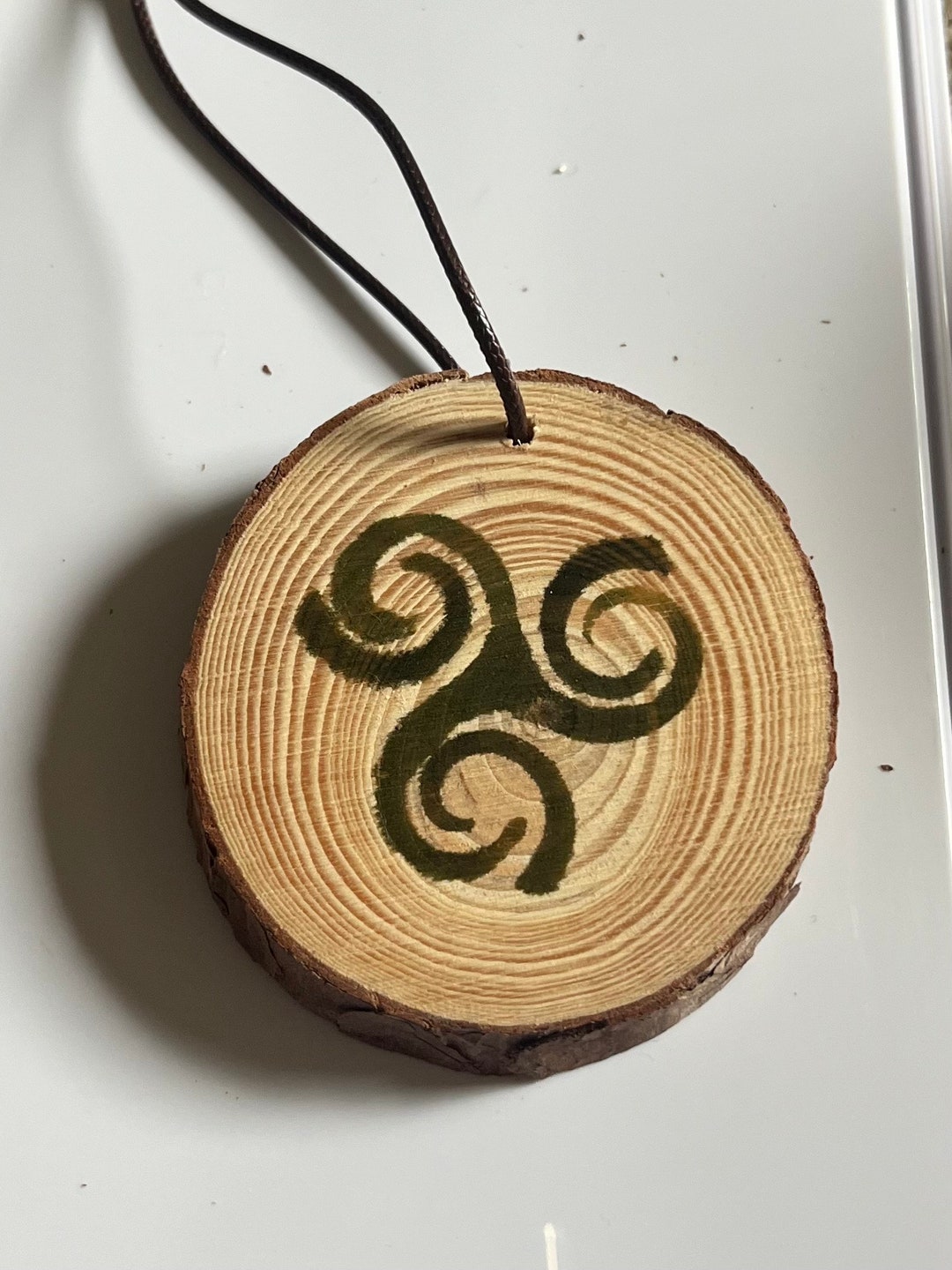 Rustic Wood Slice Ornament medium Celtic Knot - Etsy
