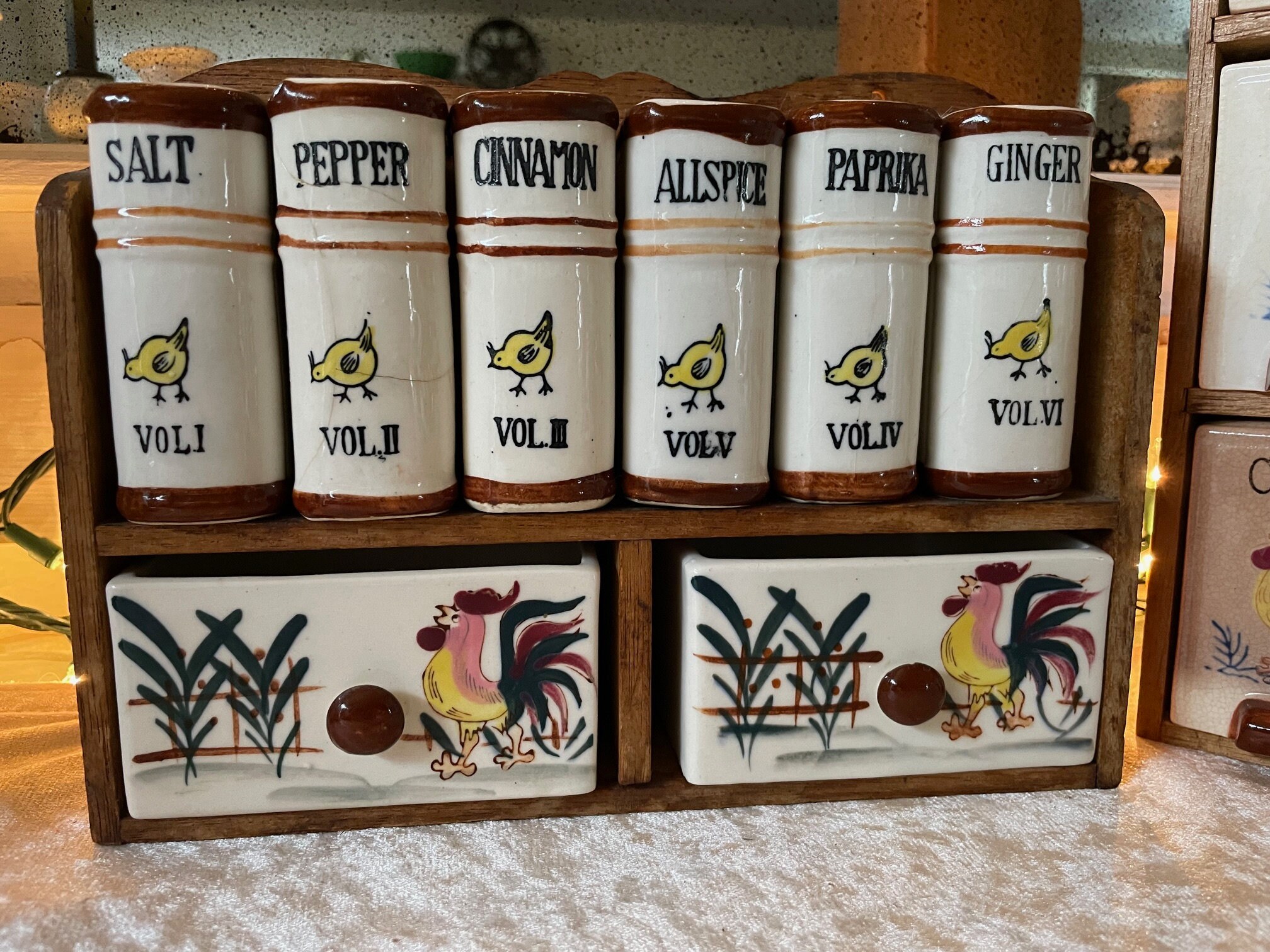 MCM, COTTAGECORE, Ceramic/wood Spice Rack ROOSTER Fred Roberts Co., San ...