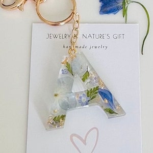 Custom Dried Flower Keychain, Bridesmaid Gift, Resin Floral Keyring ...