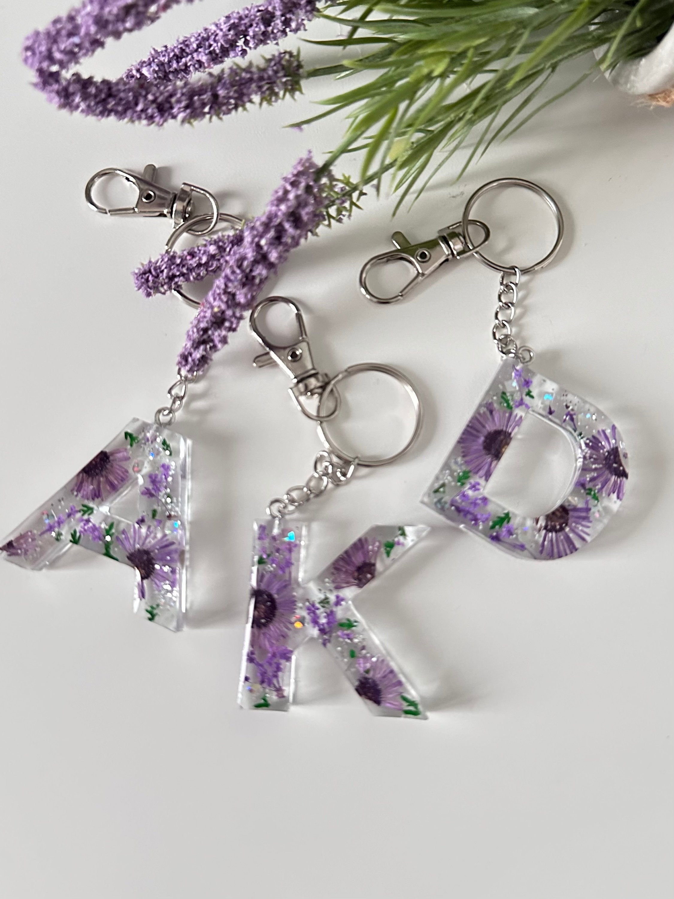 Personalized Pressed Flower Initial Keychain: Handmade Resin Letter ...