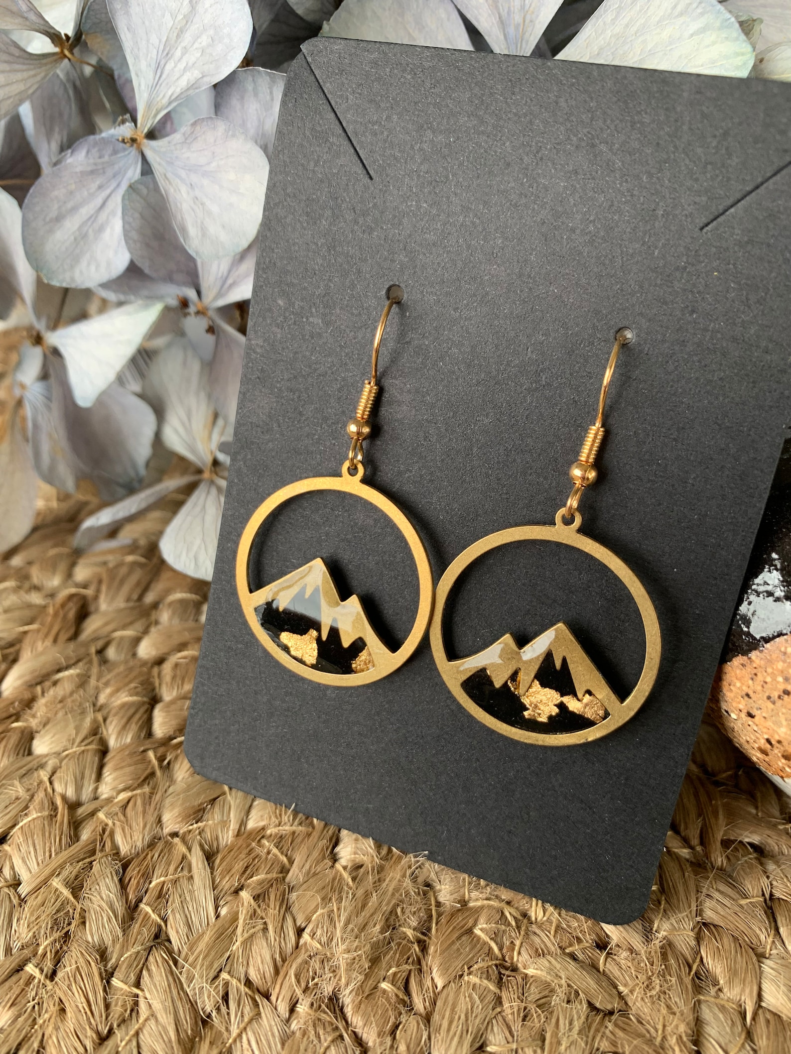 TORLESSE - Mountain Range Design With a Polymer Clay and Gold Design - Etsy