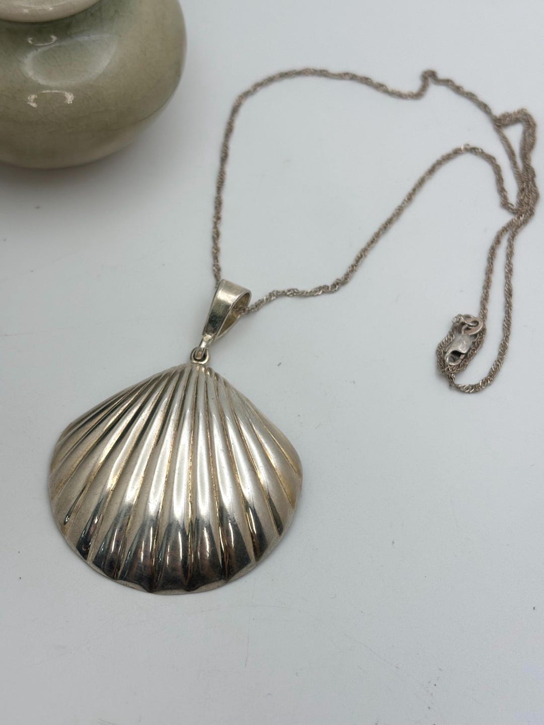 Vintage Large Sterling Silver Clamshell Silver Pendant Necklace and ...