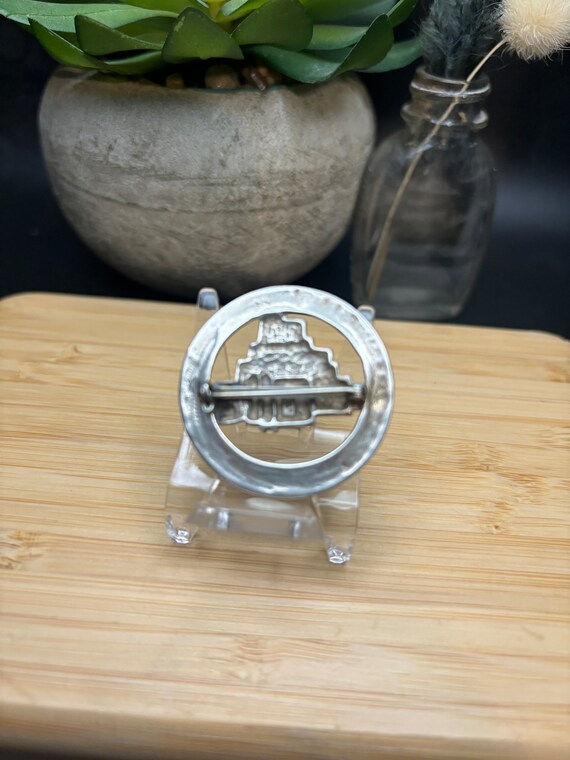 Silver Native American Pueblo House Circle Pin. Vinta… - Gem