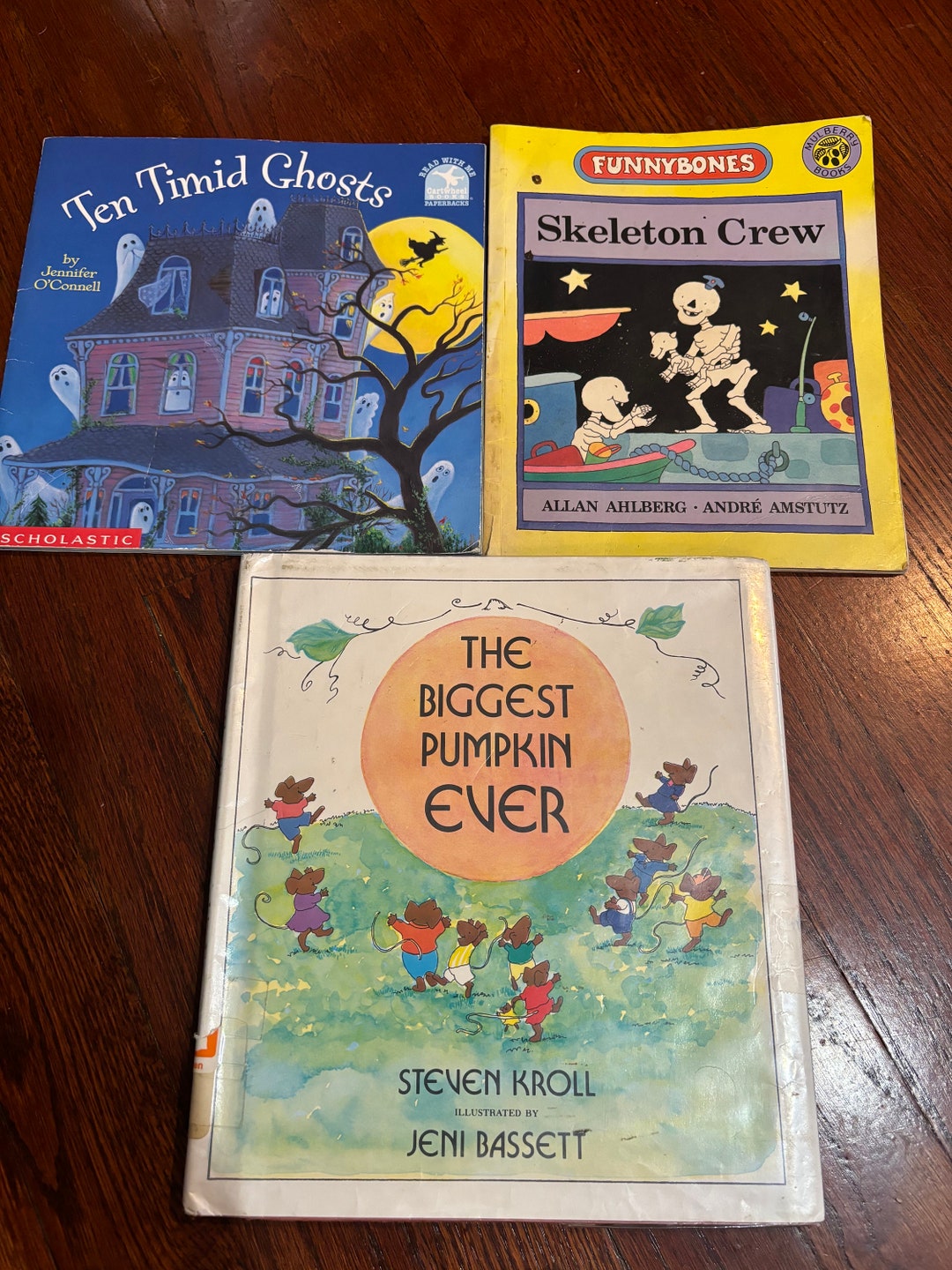 Skeleton Crew, Biggest Pumpkin Ever and Ten Timid Ghosts Halloween Kids ...