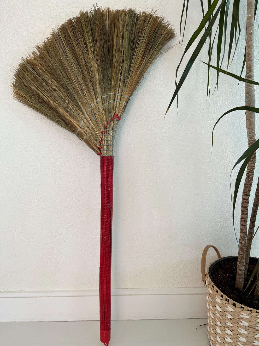 Deluxe Vietnamese Natural Straw Broom /40" Handmade Soft Grass Broom ...