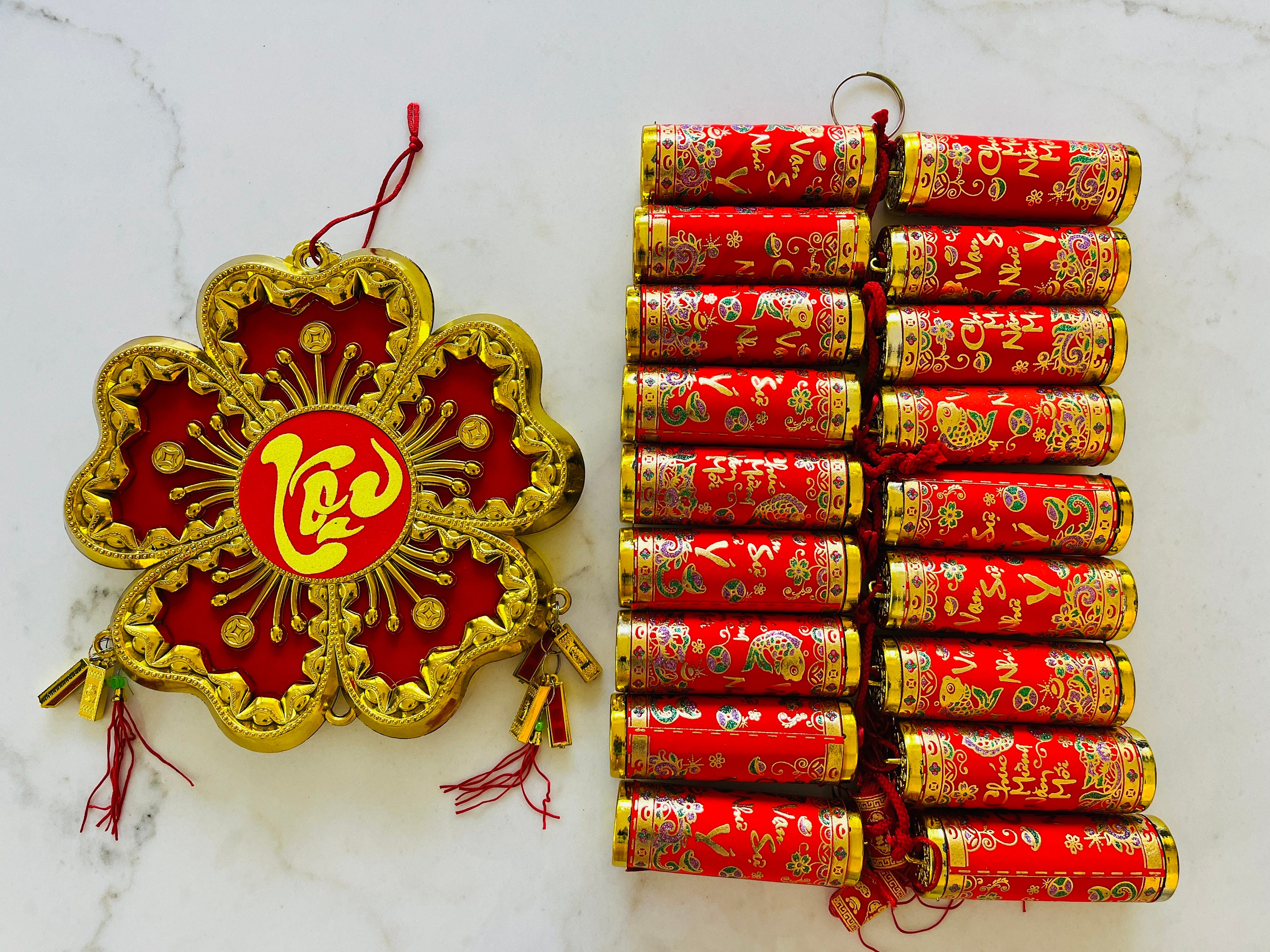 Vietnamese Artificial Firecrackers New Year Decorations Firecrackers ...