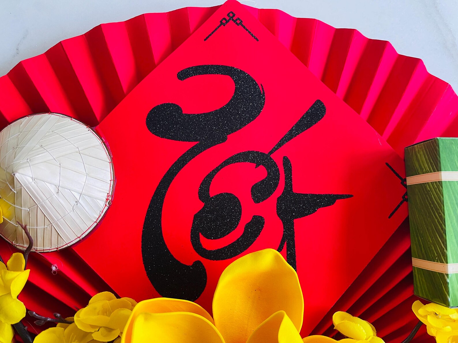 Vietnamese Lunar New Year Decoration Couplets Red Hanging Couplets for ...