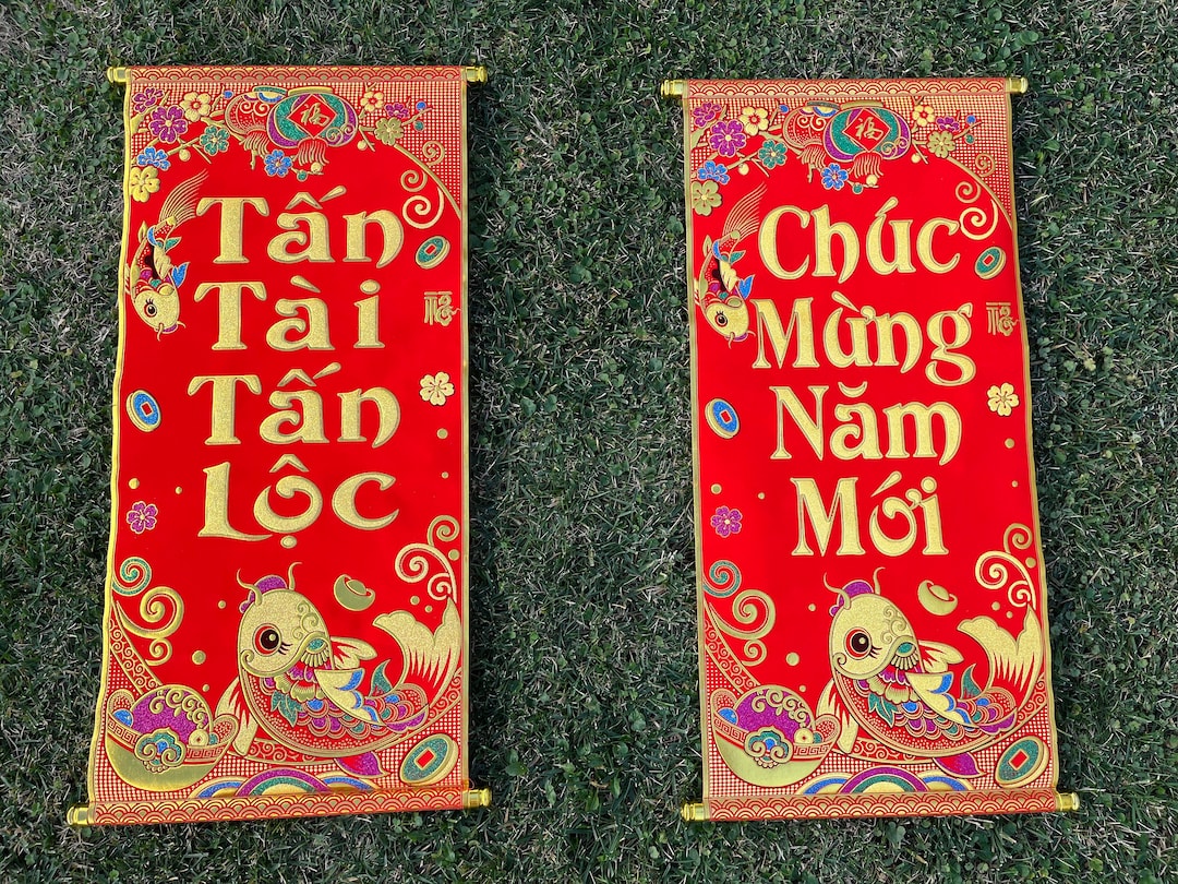 Vietnamese Lunar New Year Decoration Couplets- 1 Pair of Red Hanging ...
