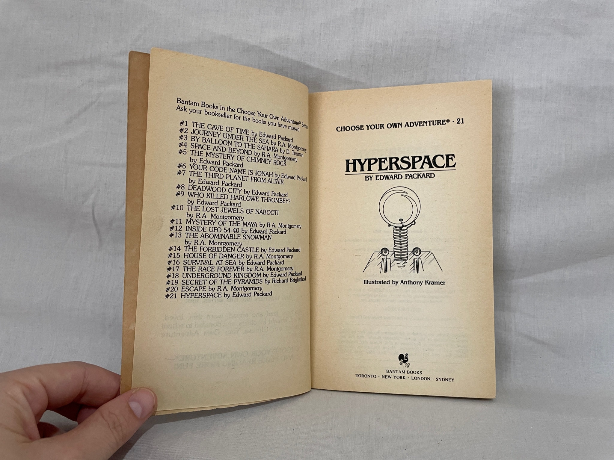 Choose Your Own Adventure Book 21 // Hyperspace by Edward Packard ...