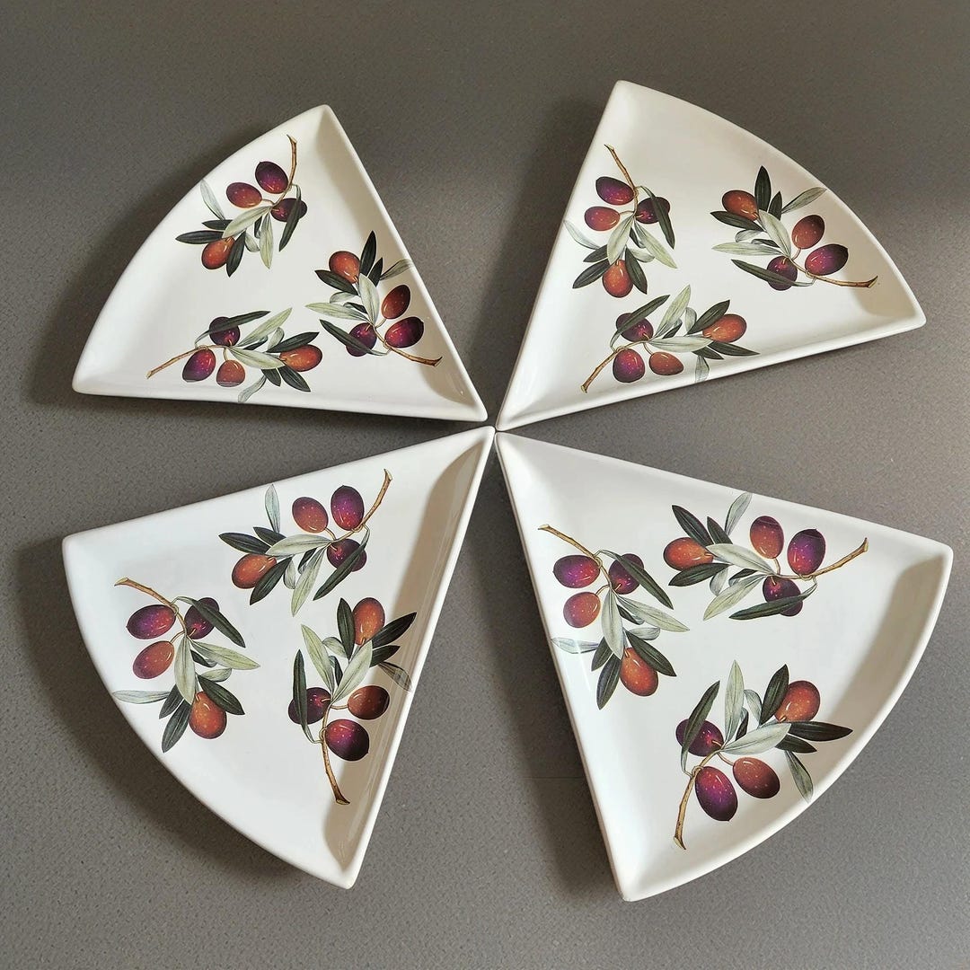 4 Triangle Pizza Plates, Olive Motiv, 1980s Franco Munari, Italian ...