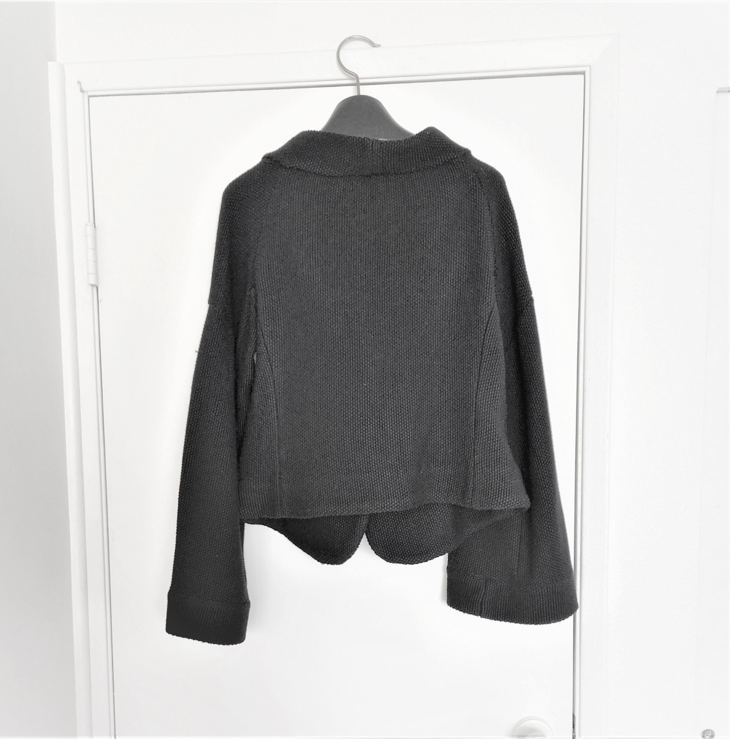 Stunning, Fun to Wear Unusual Heavy Wool Jacket in Black by T MODA ...